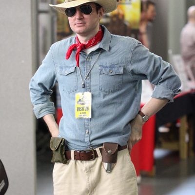 Dress Like Dr. Alan Grant Costume | Halloween and Cosplay Guides
