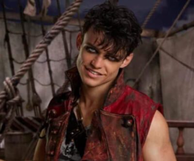 Descendants Costume and DIY Cosplay Ideas | Costume Wall